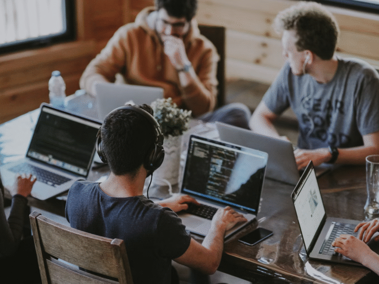 How to Trade with Machine Learning Lorentzian Classification | PB ...